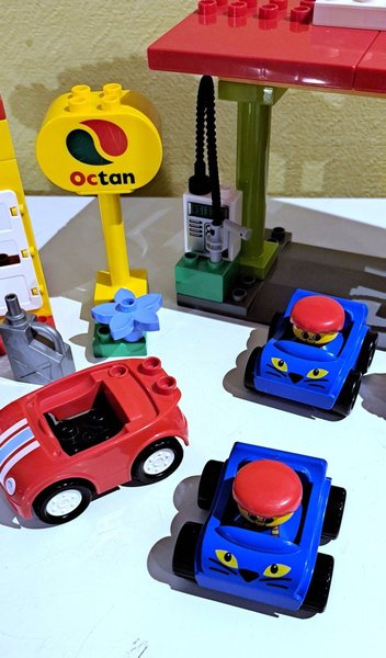 Lego Duplo Bensinstation Butik bilar bensin car.. | Köp på Tradera ...