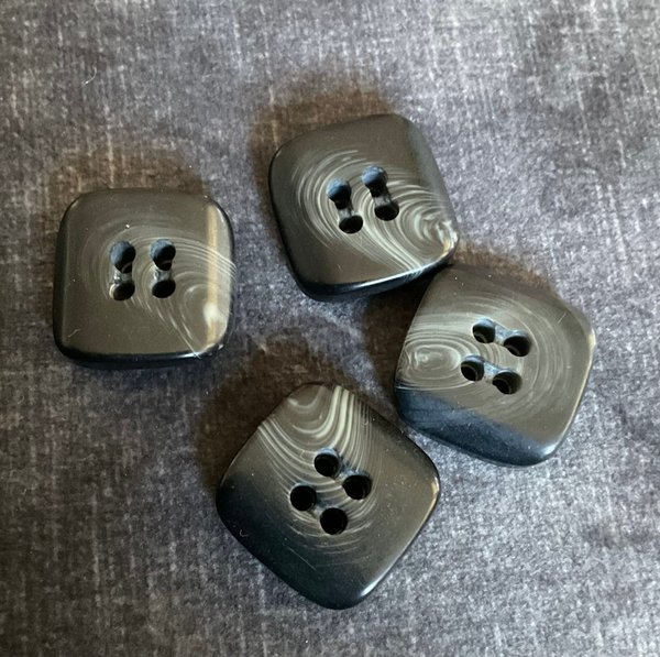 4 Knappar svarta/grå, mkt fina kul modell, gedi.. | Köp på Tradera ...