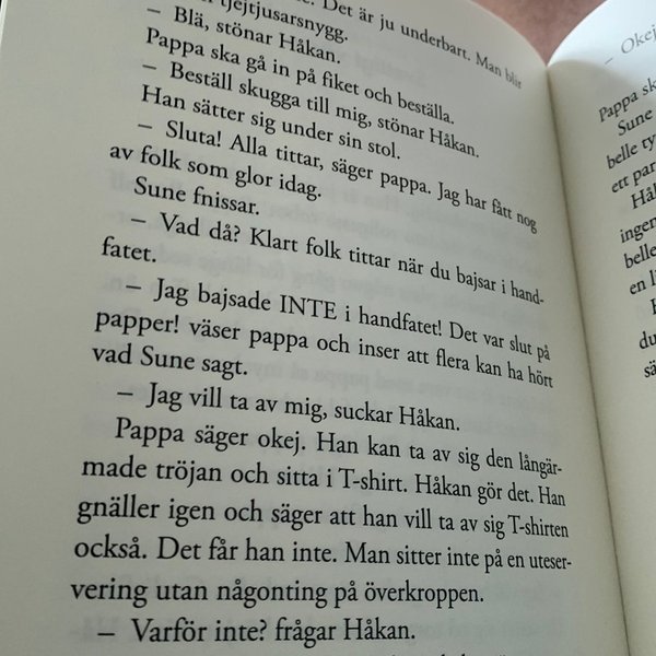 Se produkter som liknar Sune och roboten Rudolf av Sö.. på Tradera ...