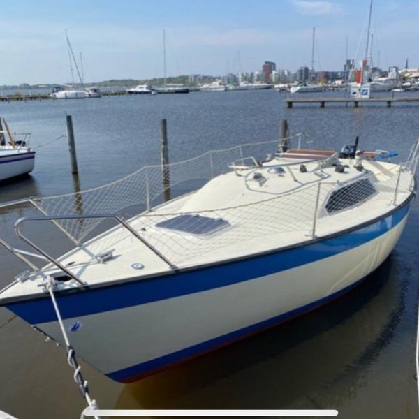 Se produkter som liknar Segel båt monark 700 på Tradera (573301040)