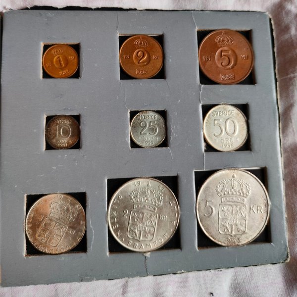 Se produkter som liknar Samling Svenska Mynt - Komple.. på Tradera (677339699)