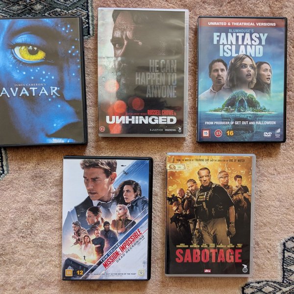 Blandade DVD-filmer - Metallica, Black Hawk Dow.. | Köp på Tradera ...