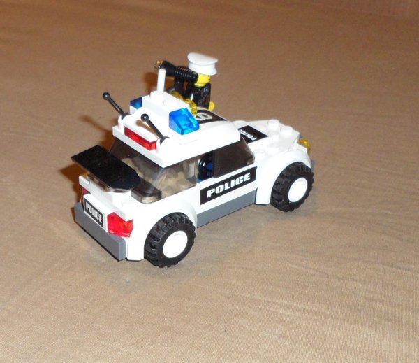 Se produkter som liknar LEGO : Polisbil / Fartkontrol.. på Tradera ...