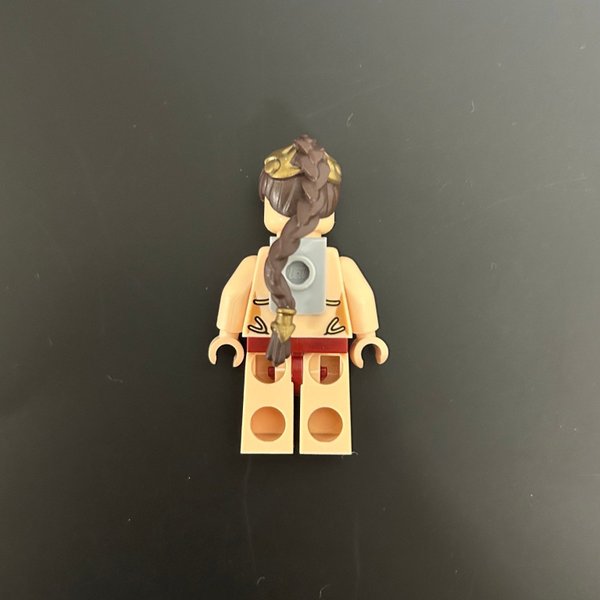 Se produkter som liknar LEGO Star Wars: Princess Leia.. på Tradera ...