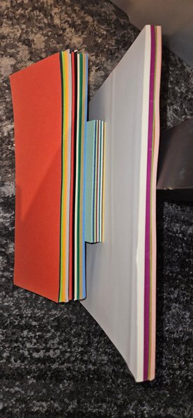 Scrapbooking papper i olika färger och storlekar | Köp på Tradera ...