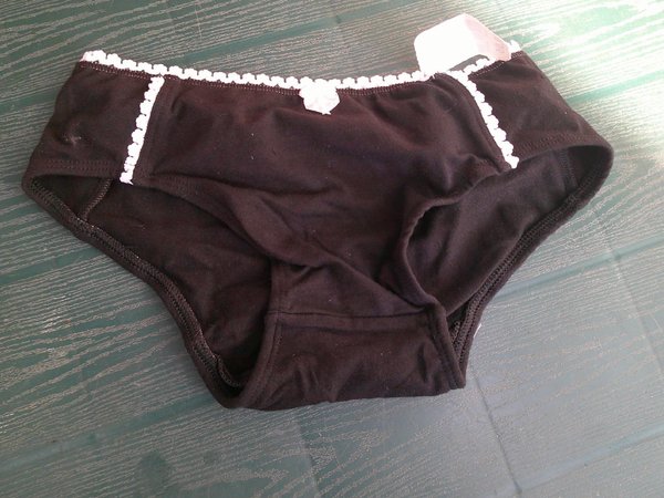 Trusser | Køb og sælg brugt på Tradera