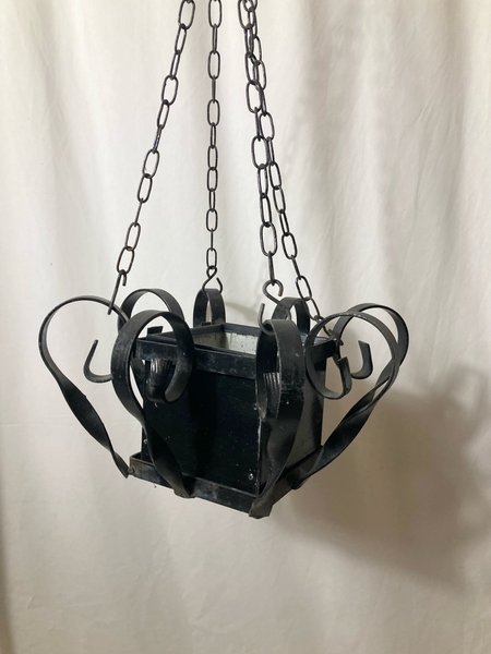 Hängande blomkruka i smide | Köp från Kallströms på Tradera (714144137)