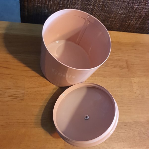 Burk med lock - Godis | Köp på Tradera (695452241)