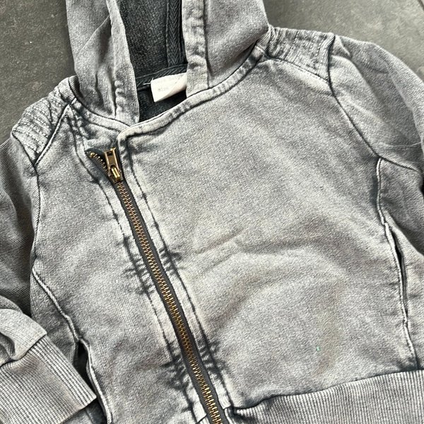 Tuff tröja från Zara stl:68 | Köp på Tradera (734759626)