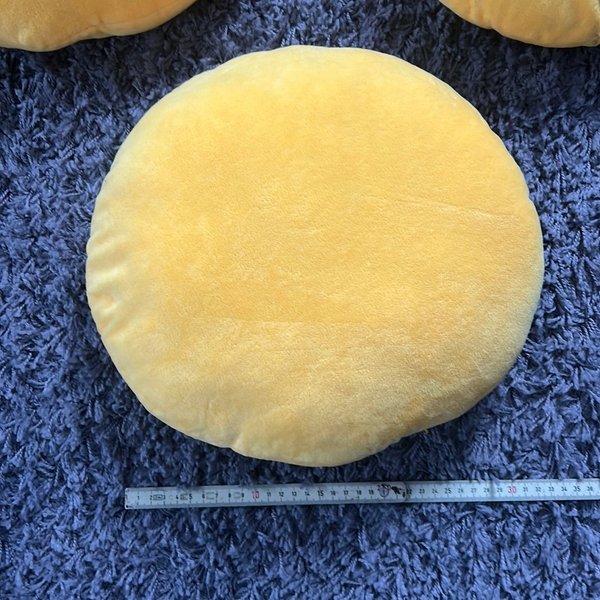 Emoji Kuddar - 3 st | Köp på Tradera (711894734)