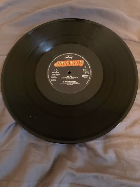 Olivia Newton-John - Soul Kiss (Extended Remix .. | Köp på Tradera ...