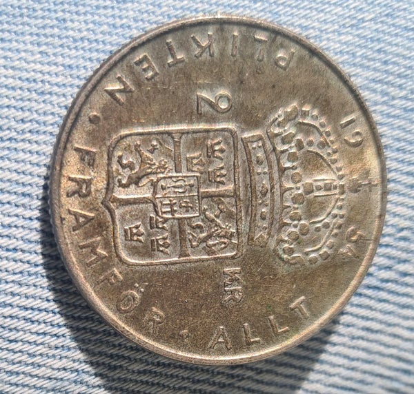 Se produkter som liknar Svenskt mynt 2 Kronor med Gus.. på Tradera ...