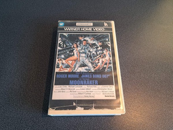 VHS-filmer | Köp & sälj begagnat & oanvänt på Tradera