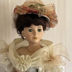 Porslinsdockor | Köp & sälj begagnat & oanvänt på Tradera