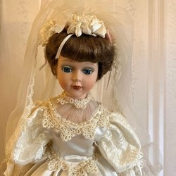 Porslinsdockor | Köp & sälj begagnat & oanvänt på Tradera