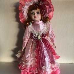Porslinsdockor | Köp & sälj begagnat & oanvänt på Tradera